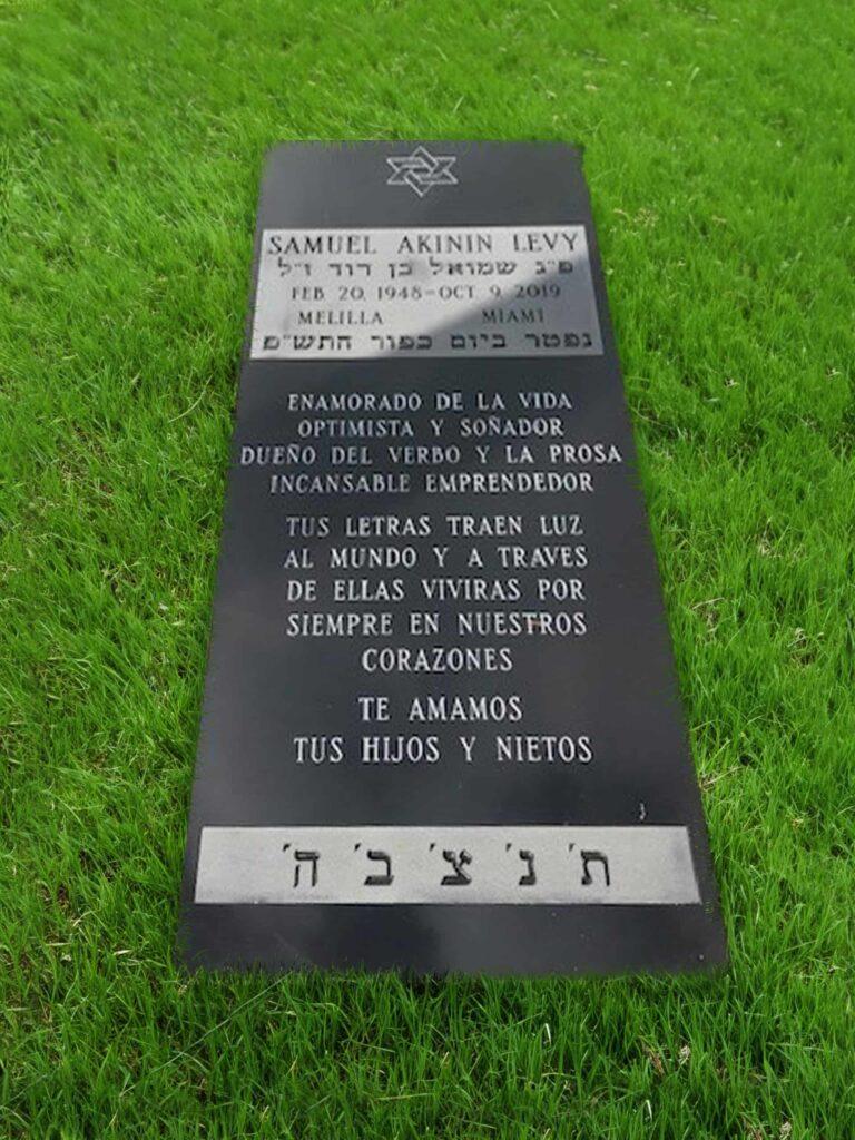 Black granite grave ledger with Hebrew – City Monument Company | Miami, FL